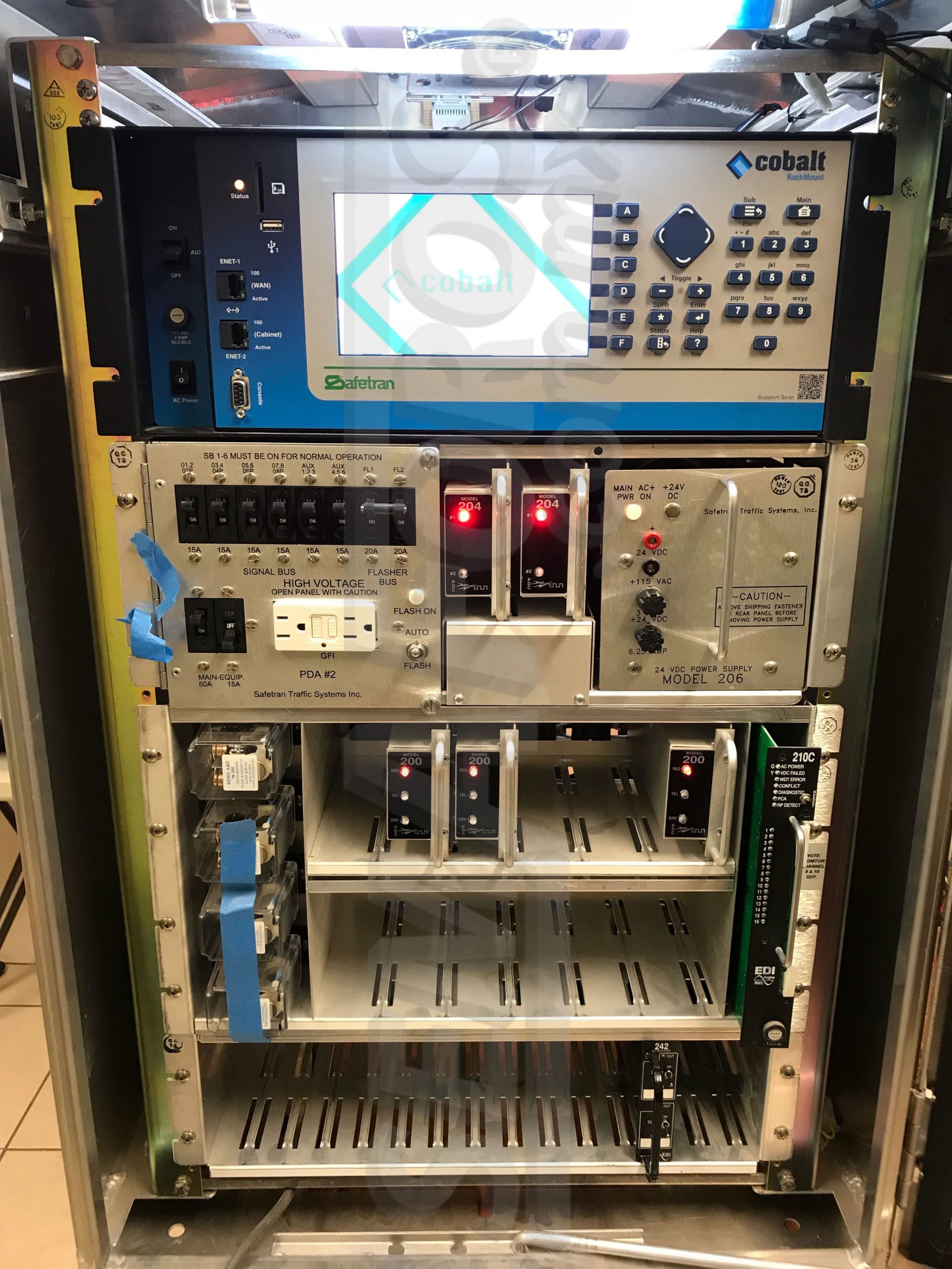 Controlador Cobalt Rackmount | Montaje En Rack | Semaforos.com.mx